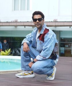 Rajkummar Rao makes a dashing appearance in the city of Joy, Kolkata to ...