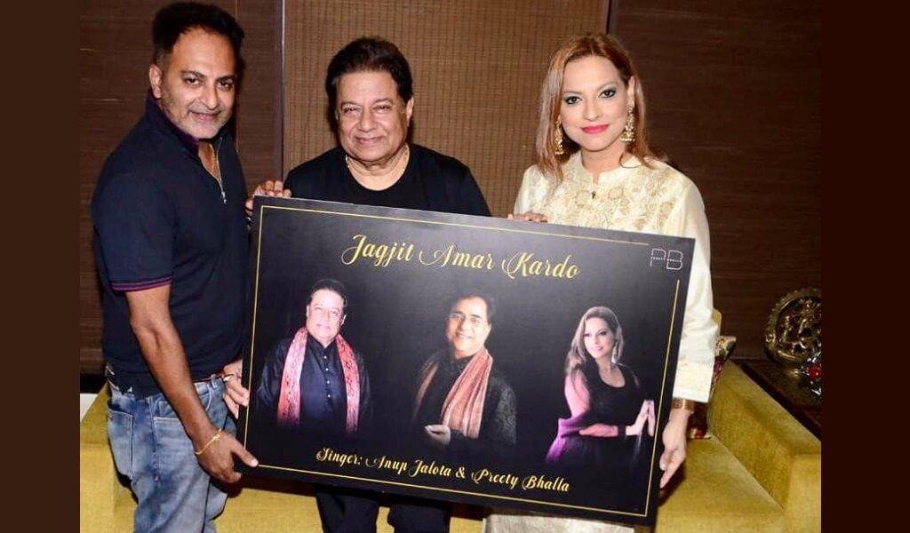 Padma Shri Anup Jalota & Singer Preety Bhalla Gives A Special Tribute ...