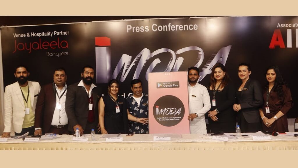 Actor Titu Verma and transgender actor Ganga launched the app of IMODA ...