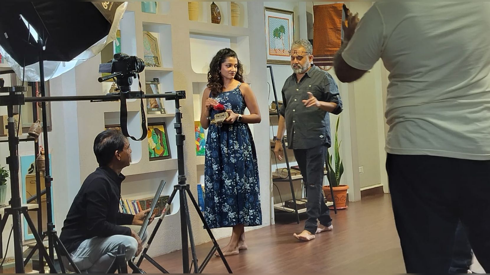 Swathi Nair Shines in Crescendo Music's New Video Directed by Shiraz ...